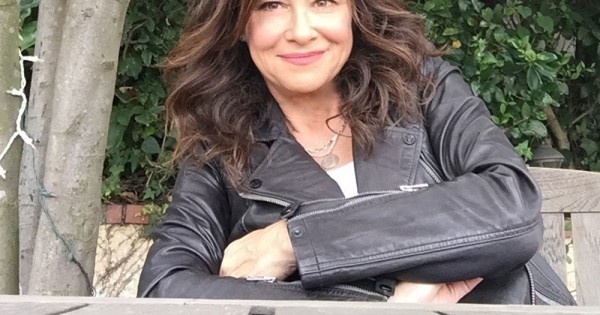Songwriter Profile: Shelly Peiken - Twenty Years of Hits - Music ...
