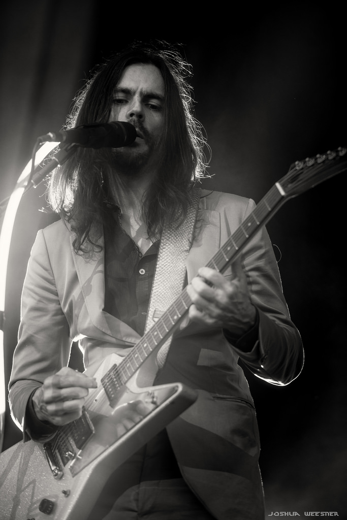 Brian Bell Guitar