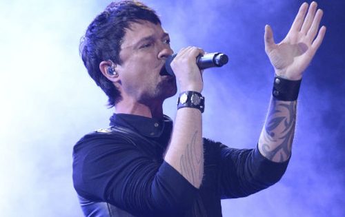 IAMA Finalist Jeff Gutt becomes new lead singer of Stone Temple Pilots ...