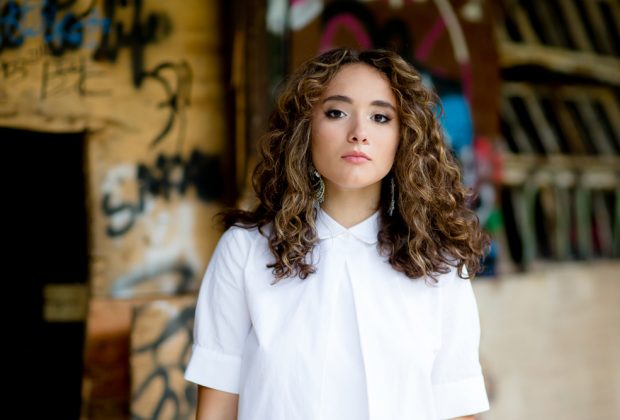 Muddy Paw PR Signs Vaeda Black - Music Connection Magazine