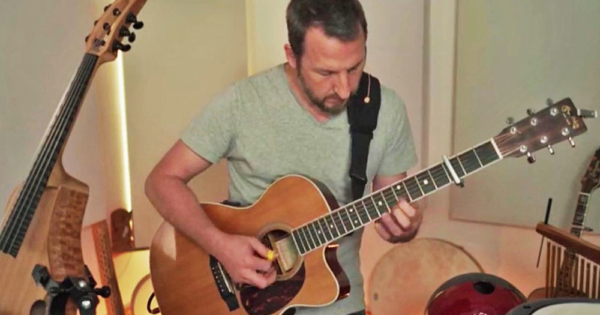 LIVESTREAM REVIEW: TODD BOSTON - Music Connection Magazine