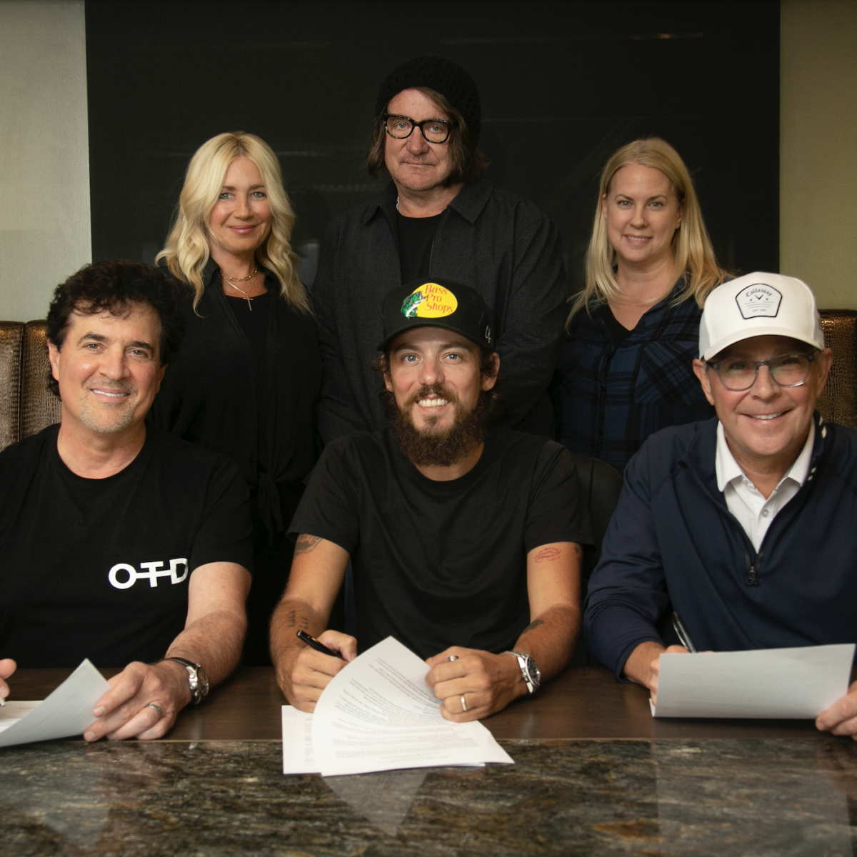 Big Machine Signs Janson – Music Connection Magazine
