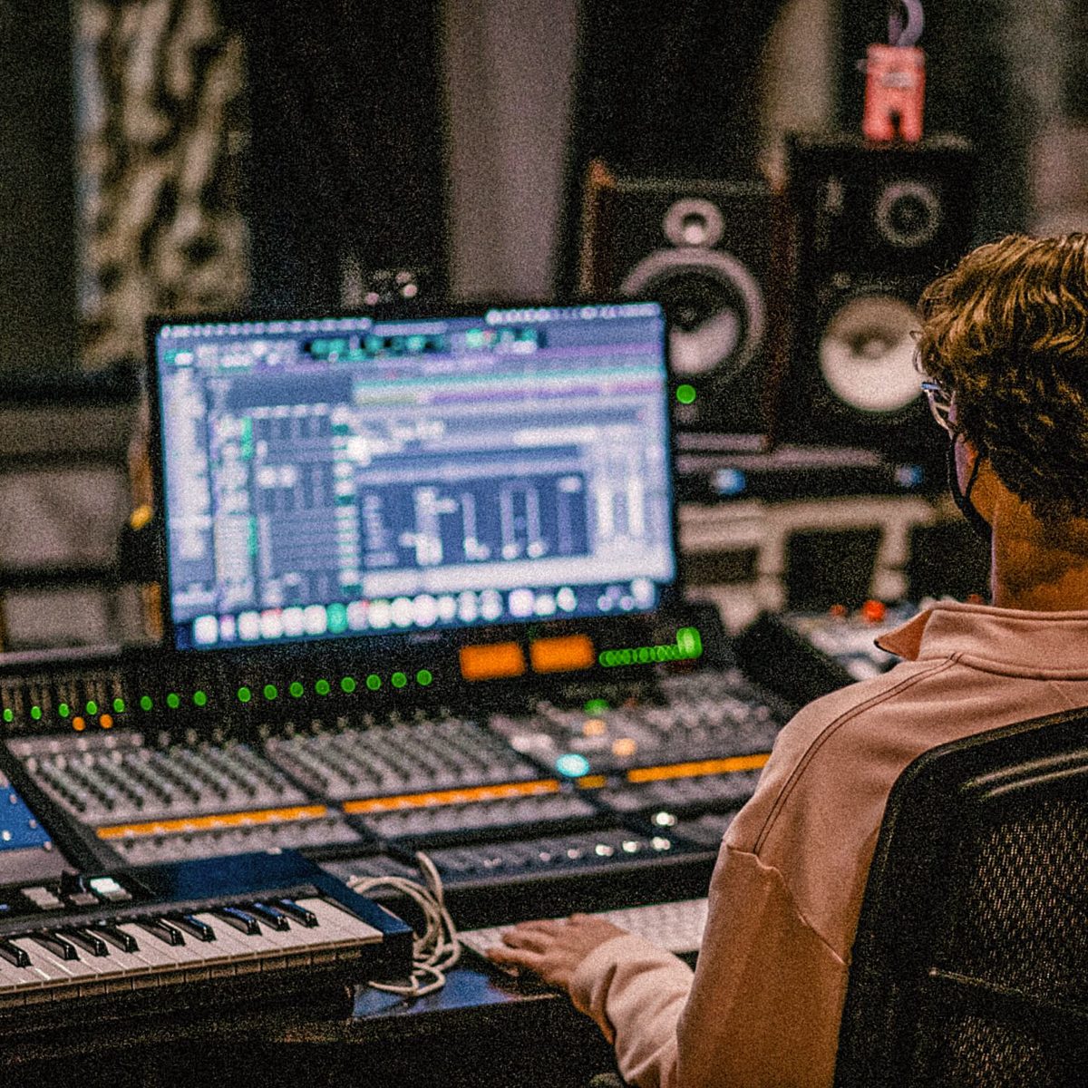 Close Up: Velveteen Music – Music Connection Magazine