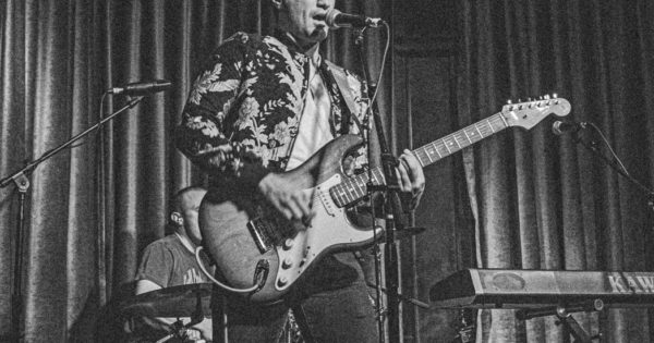 Live Review: AJ Smith - Music Connection Magazine