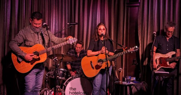Live Review: Maureen Toth - Music Connection Magazine