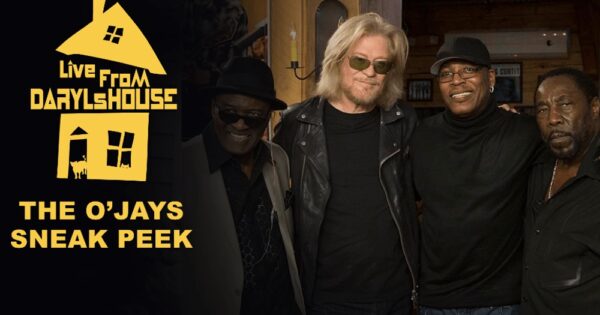 Daryl Hall's "Live From Daryl's House" Returns - Music Connection Magazine