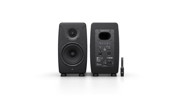 IK Multimedia iLoud Precision 6Reference Monitors