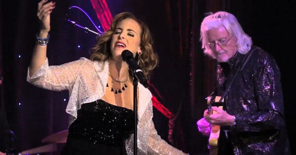 Live Review of Dawn Derow in New York